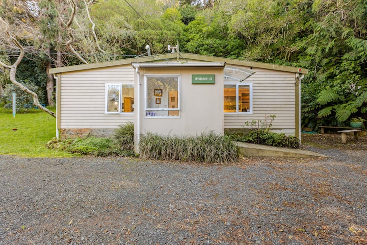 Hidden Gem - Best Of Two Worlds. - Wellington