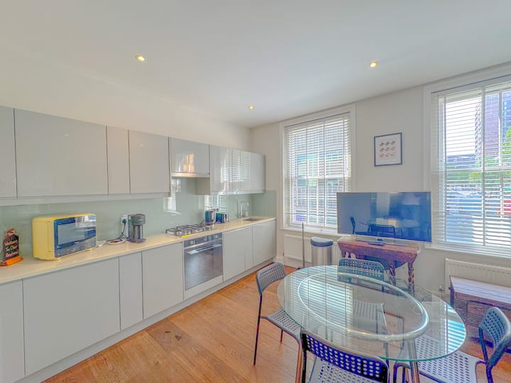 Stylish 1 Bed Soho Flat - Londres