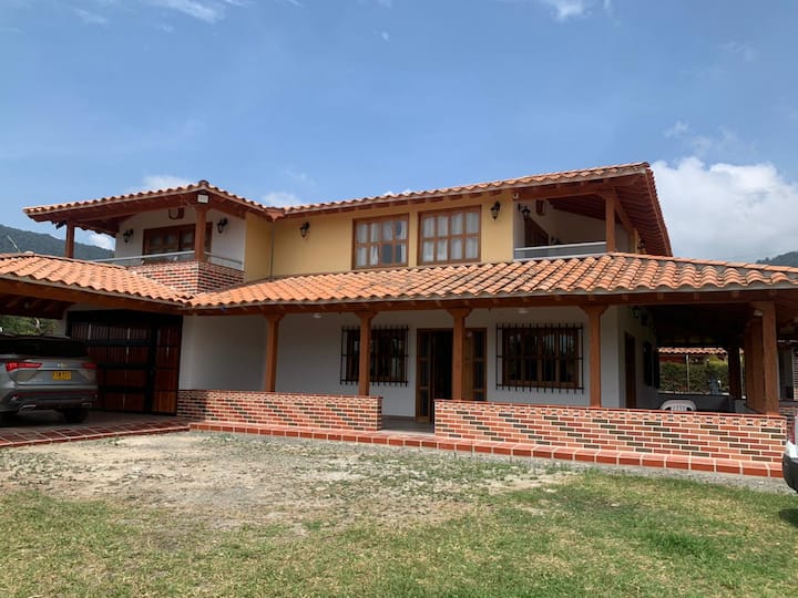 Villa El Shaddai - El Carmen de Viboral