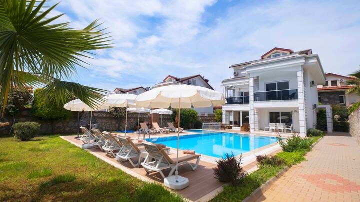 Luxurious And Peaceful Villa + Children's Pool - Ölüdeniz