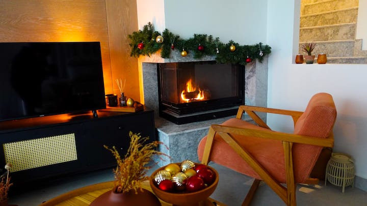 Cozy Winter Villa With Fireplace & Floor Heating - Alaçatı
