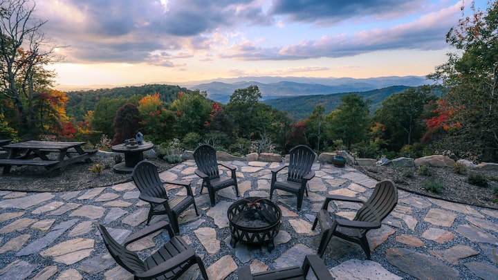 Mountain Oasis W Million $ View - Brevard