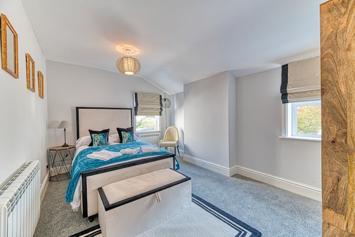 Chester Heights By Guestz - Chester