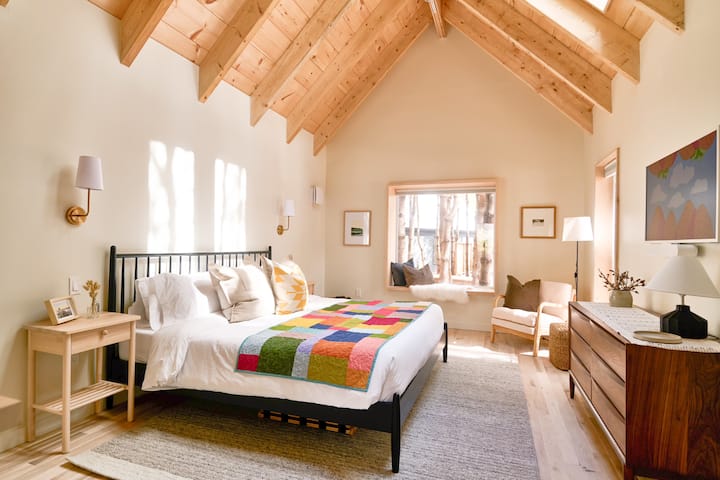 Black Forest Cabin 6 - Lunenburg