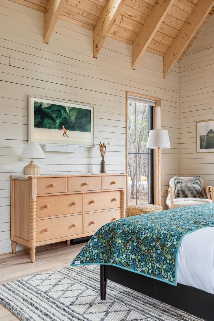 Black Forest Cabin 5 - Lunenburg