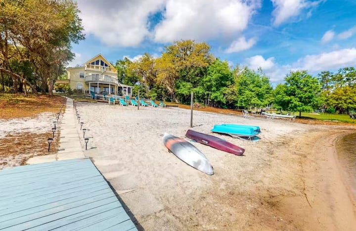 The Sirens Lair - Hawthorne, FL