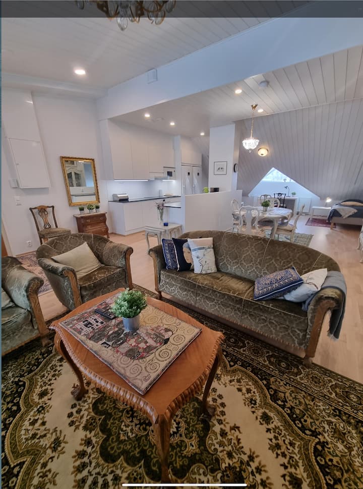 Uniikki Kattohuoneisto Ydinkeskustassa, Pysäköinti - Kuopio