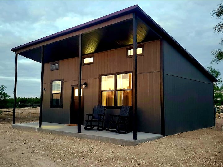 Wildlife Oasis Cabin - Texas