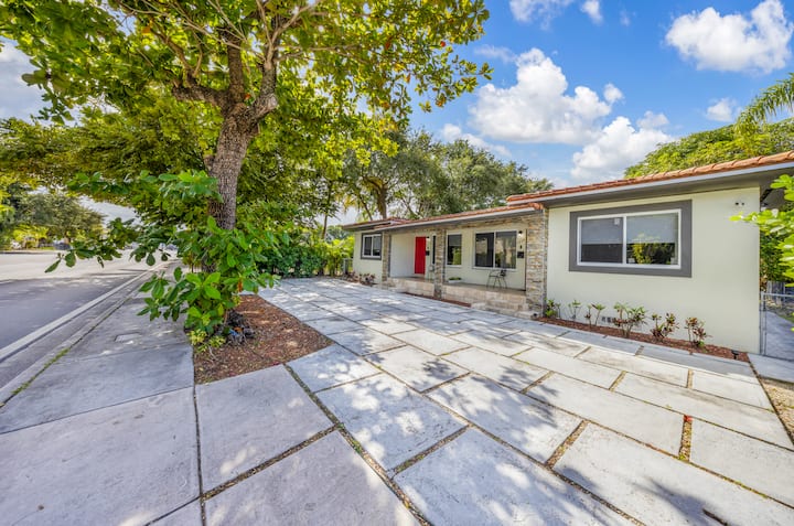 Big Groups & Families: Ultimate Group-frendly Home - Miami, FL