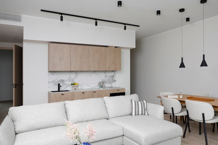 Unique 3-bedroom Penthouse With Terrace - Tallinn