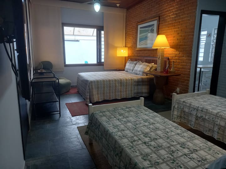 Casa Vizinha Da Praia Na Enseada P/ Até 8 Pessoas - Guarujá