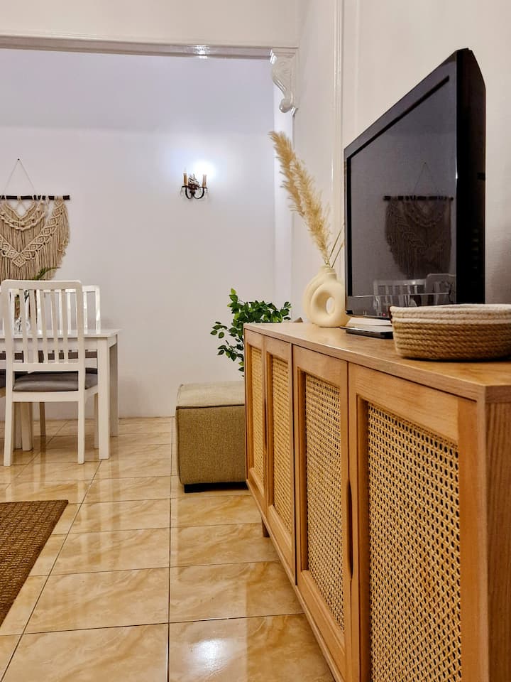 Tranquil Condo In Zamalek - Cairo