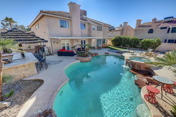 Spacious Home W Pool And Spa Near Strip & Airport - Henderson, NV