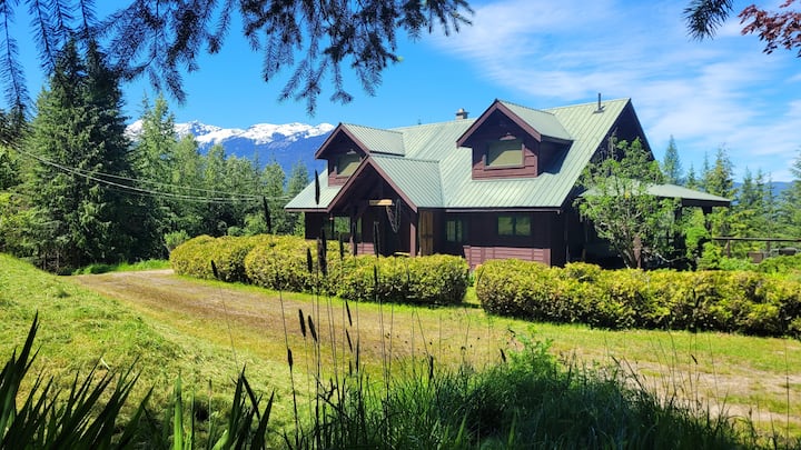 Box Mountain Paradise - Nakusp