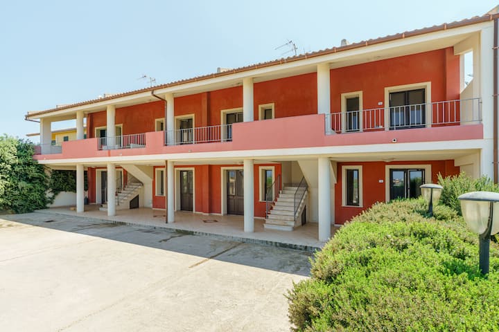 Oasi Kite Apartments (Red - Large) - Marsala