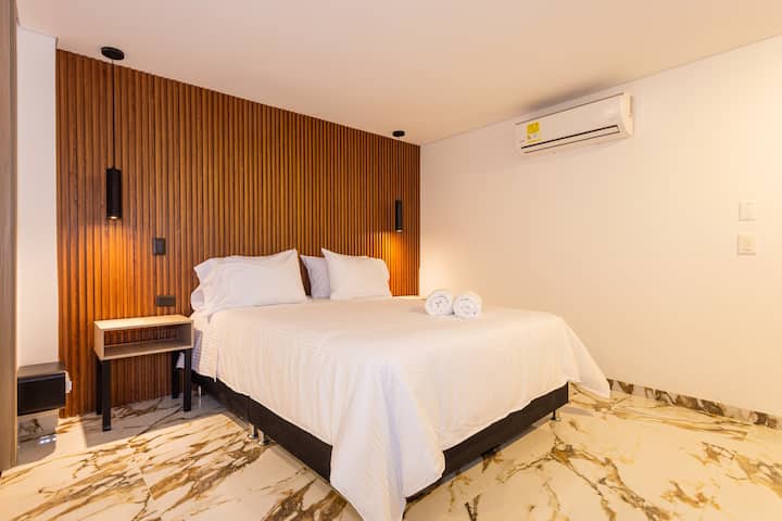 Loft•15 Min Walk To Provenza/ Lleras•fast Wifi•207 - Medellín, Colombia
