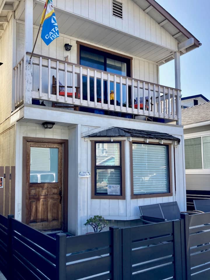 Avalon Home Close To Beach - Santa Catalina Island, CA