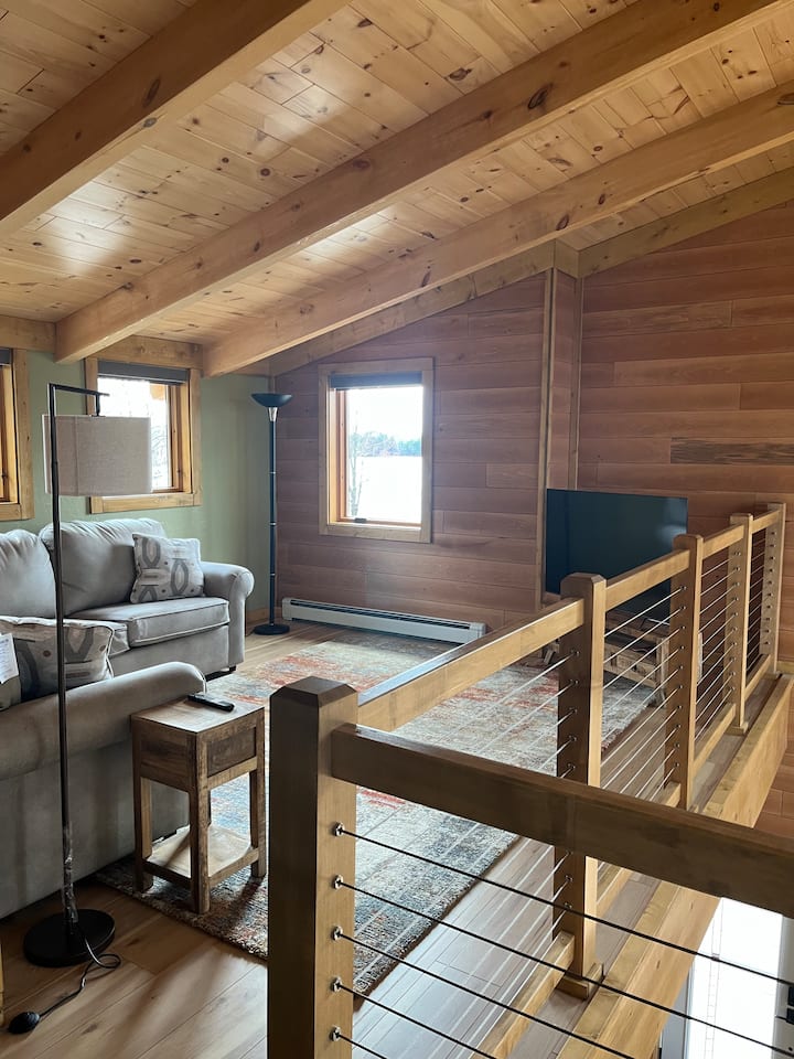 Shady Point- Autumn Cabin - Rhinelander, WI