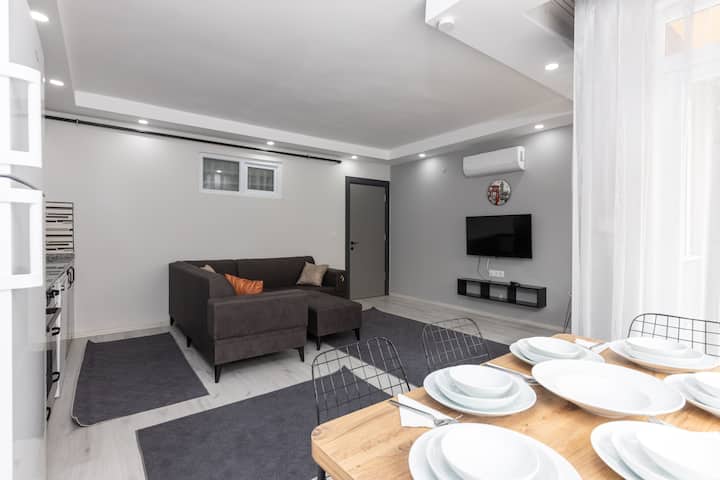 6-modern Tasarım 3 Yatak Odalı Daire Kaleiçi 5 Dk - Antalya