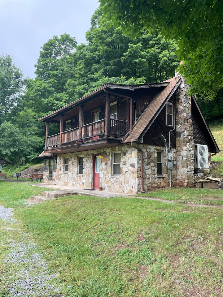 Stone Manor - Canaan Valley, WV
