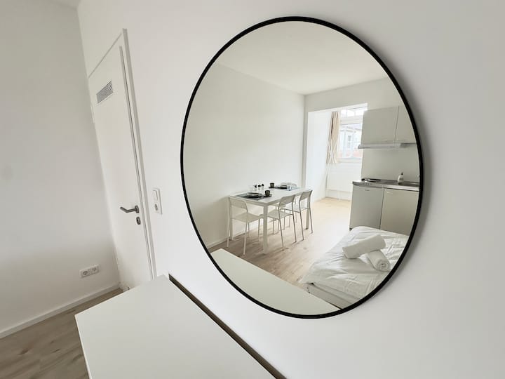 City Studio With Kitchen & Wi-fi - Aachen