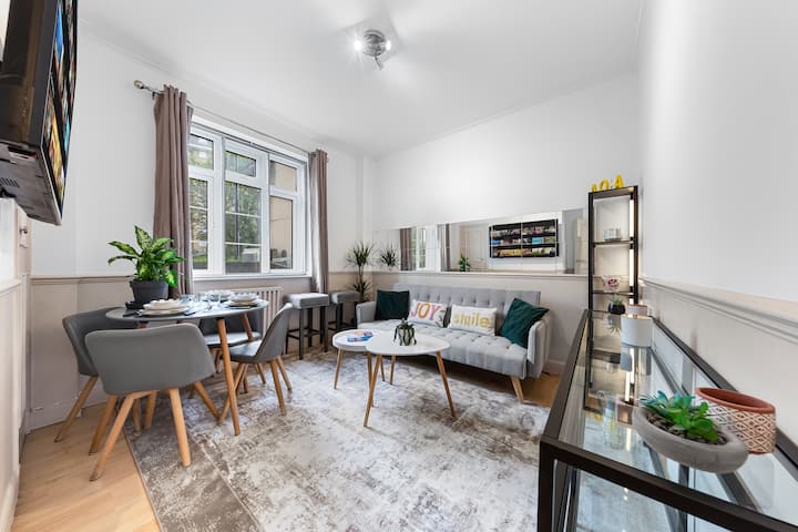 *Modern Spacious 3 Bedroom Flat In Central London* - Londres