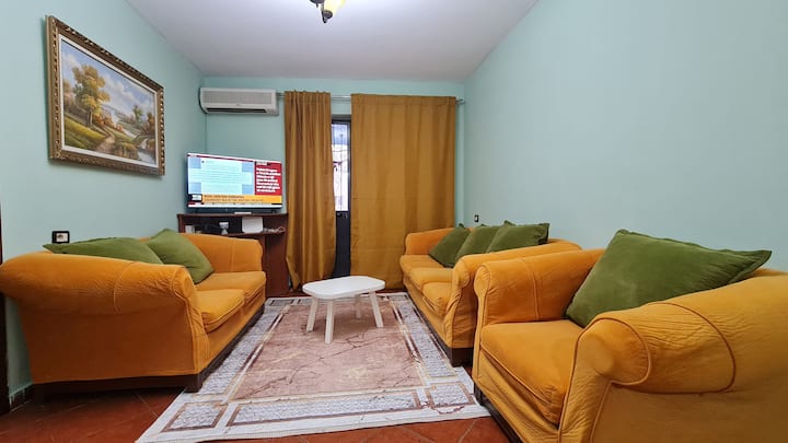 Calmly, Spacious Apartment Next To The U.s Embassy - Tirana