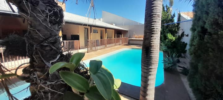 Muito Espaço - 4 Quartos Com Ar Condicionado - Campo Grande