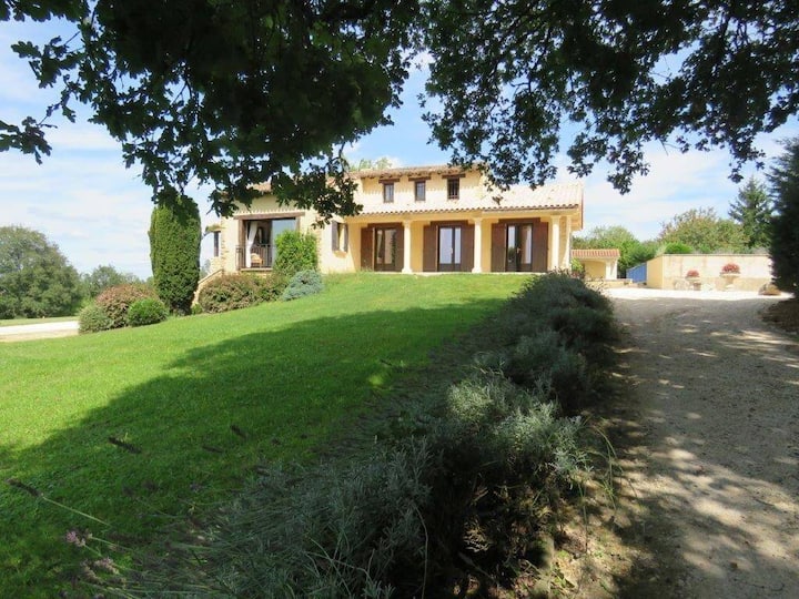 Maison  14 Pers. Pis Chauffee - Dordogne