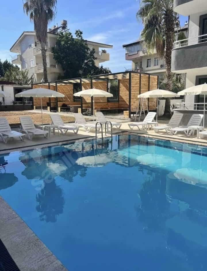 Sitede Sıfır Full Eşyalı Lüx 1+0 - Side