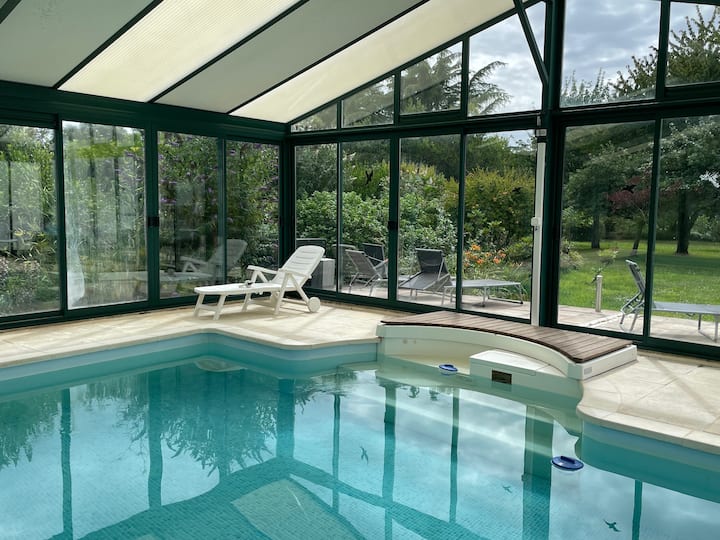 Maison De Charme Bretonne - Parc, Piscine Chauffée - Auray