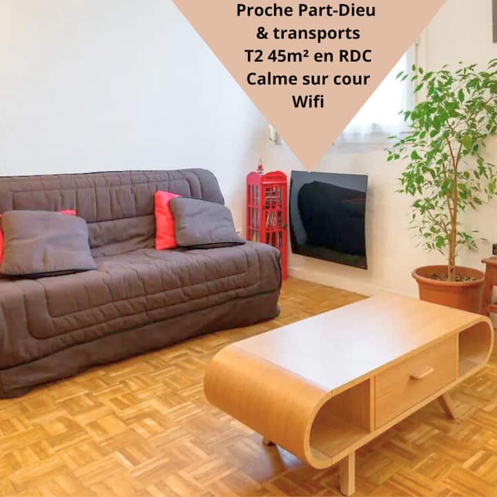 Cosy & Calm T2 En Rdj (Part-dieu), Fibre, 2+2p - Lyon
