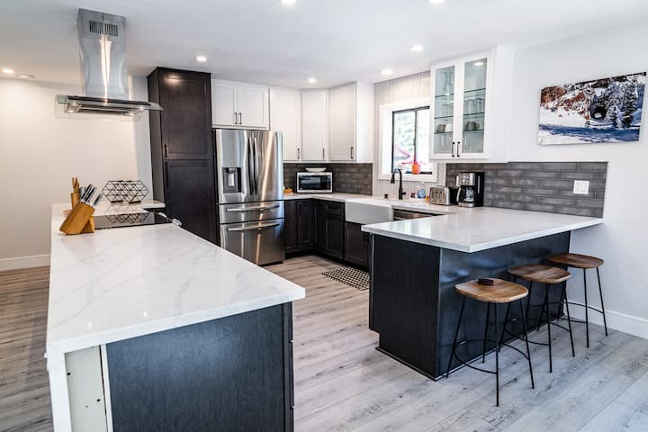 Mammoth Lakes Ski Getaway, Sleeps 7 - Mammoth Lakes, CA