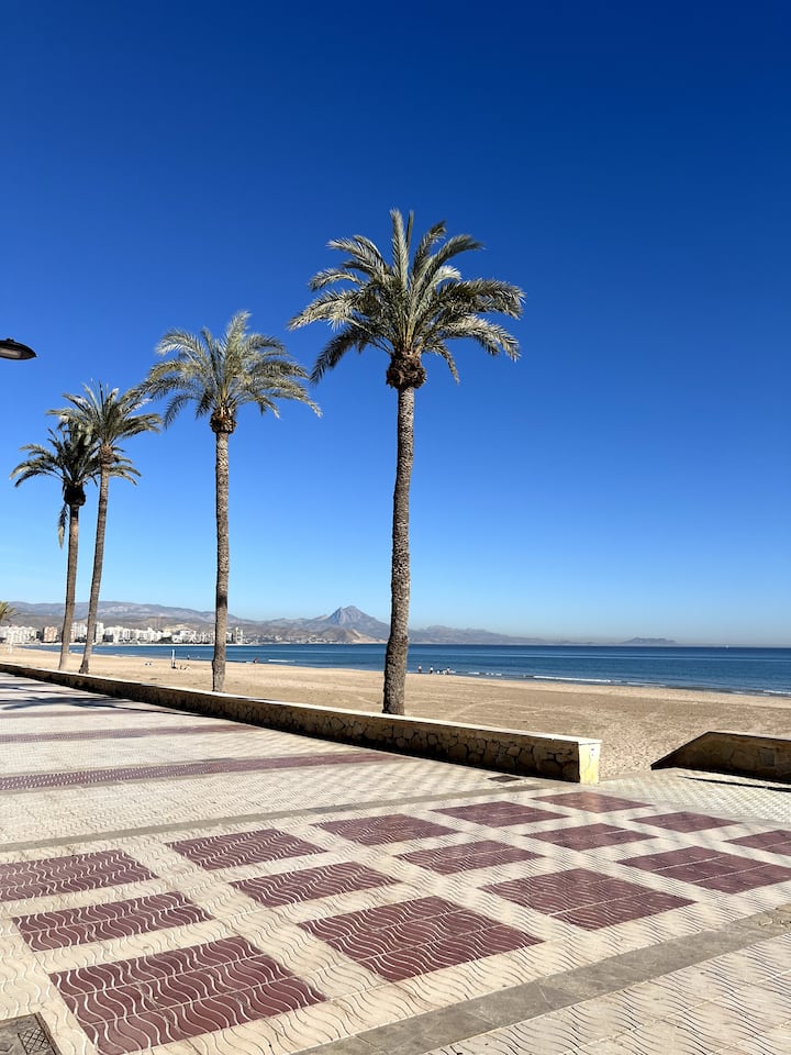 Campello 5p Pool-parking-a/c. Beach & Tram At 300m - El Campello