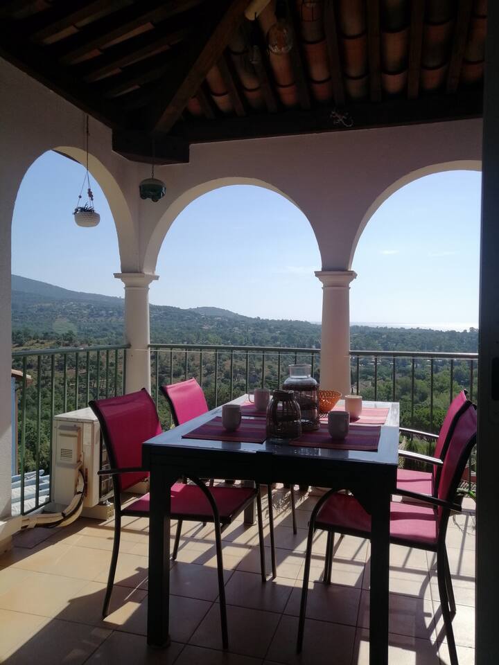Location Familiale Vue Panoramique Golfe St Tropez - Ramatuelle