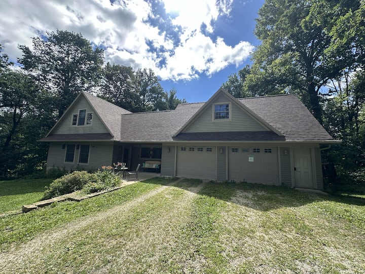 Oak Hill Retreat - Decorah, IA