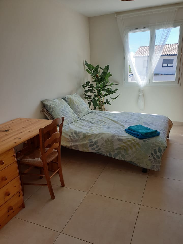 Une Chambre - Frontignan