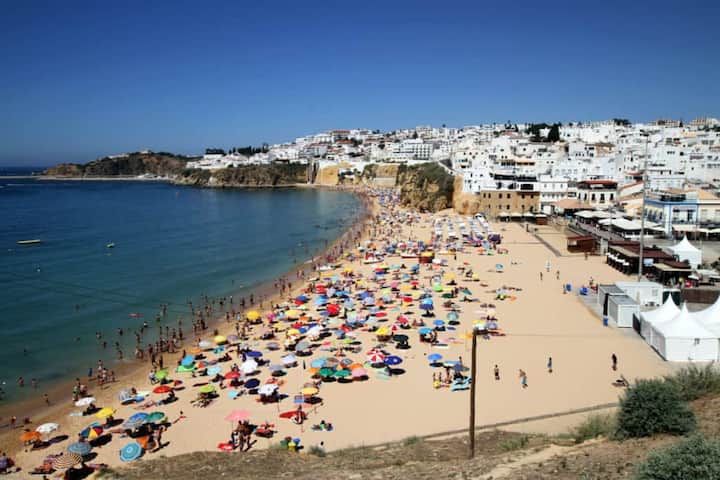 Casa Dos Sinos 2br Beach Apartment With Terrace B - Albufeira