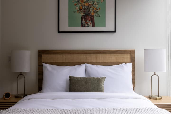 Kasa Little Italy | Studio, Luxury Amenities In Sd - Old Town - San Diego