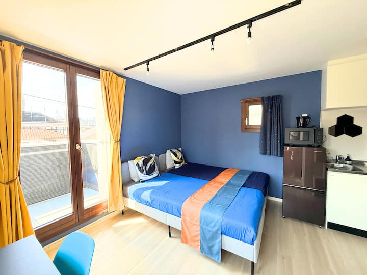 駅徒歩5分/専用個室・キッチン・トイレ・浴室/wifi/バルコニー/3階 - Shinjuku