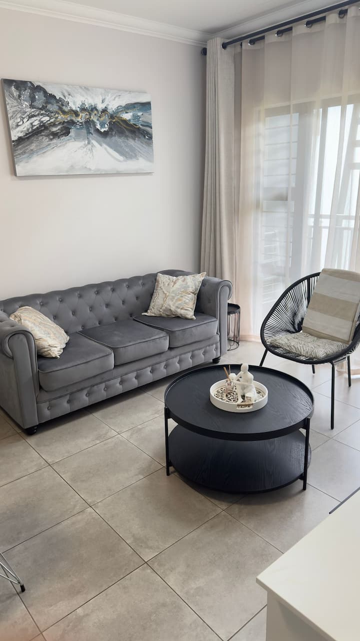 Stylish 2 Bed Near Mall Of Africa • Secure • Wifi - Midrand