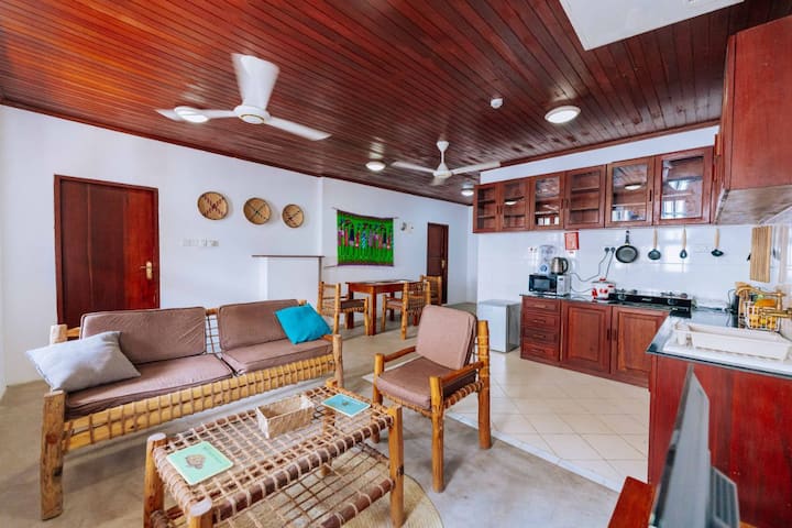 Jambo At Train's House - Zanzibar