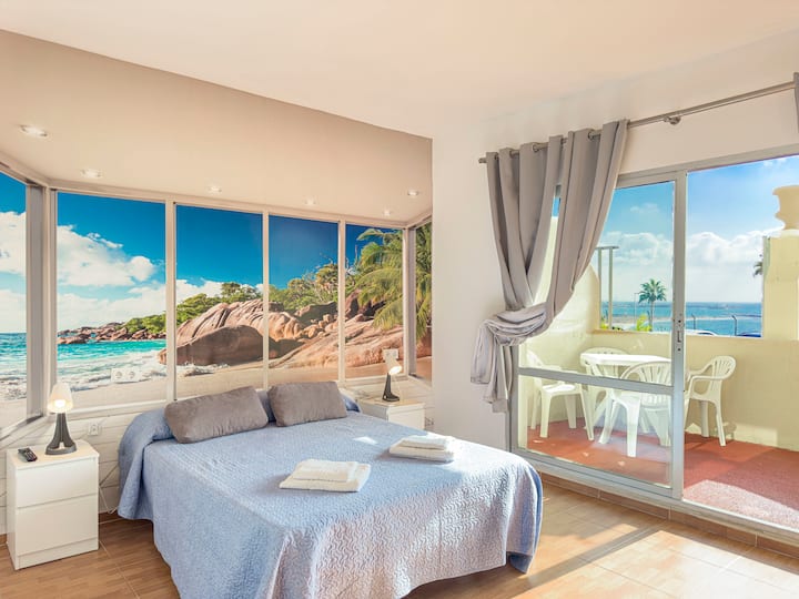 Apartamento Vistas Al Mar Y Piscina Benalmádena - Benalmádena