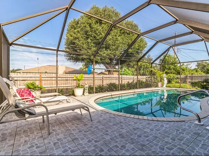 Salt Water Oasis - Port Charlotte, FL