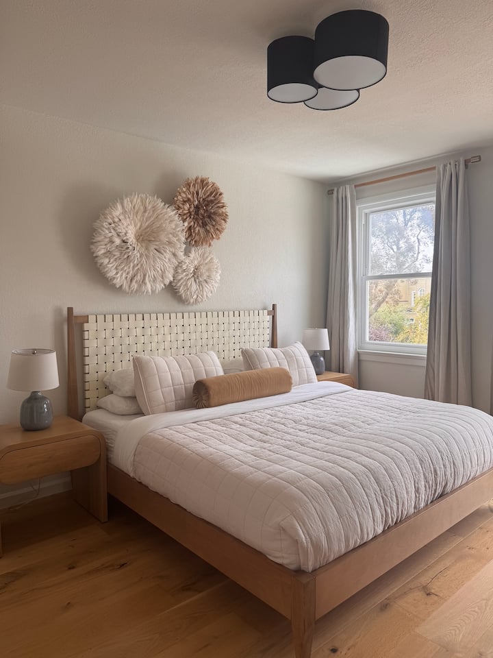 Private Updated Victorian In Heart Of Inner Sunset - Presidio Heights - San Francisco