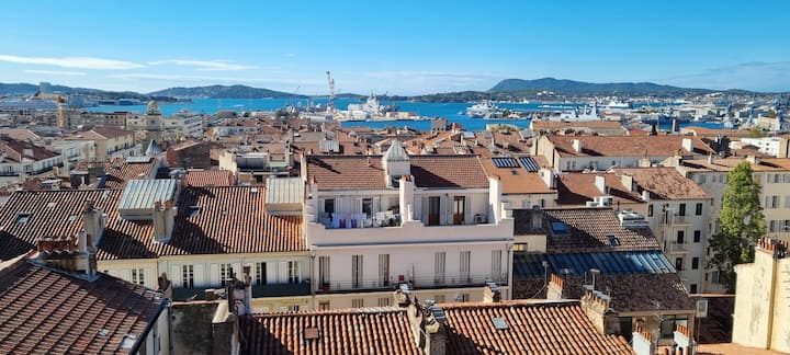 Vue Mer Panoramique – Gare & Port à Pied - 60m² - Toulon