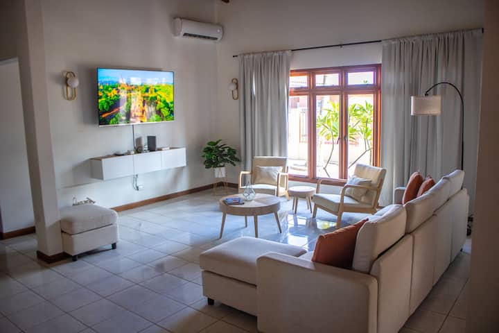 Casa Bariga Geel: Cozy Escape For 6 - Aruba