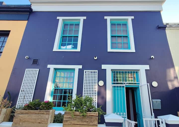 Purple Pearl At Bo-kaap - Cape Town