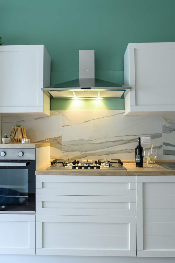 Roma, Moderno Appartamento Ben Collegato Al Centro - Rome