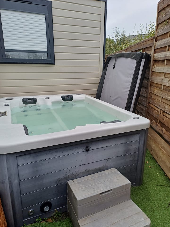 Mobil Home 4 Pers,  Avec Spa (Lomaleba) - Vendée